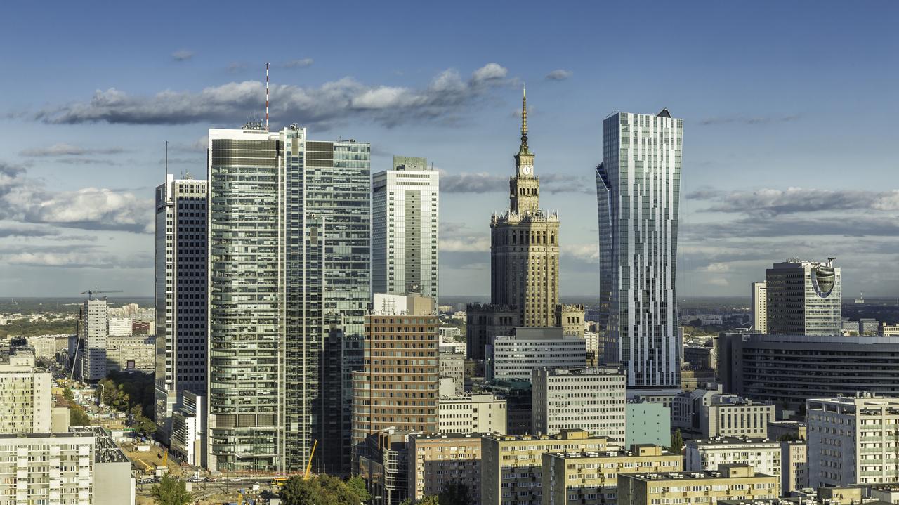 Czy Warszawa ma więcej radnych niż cztery metropolie razem wzięte ...